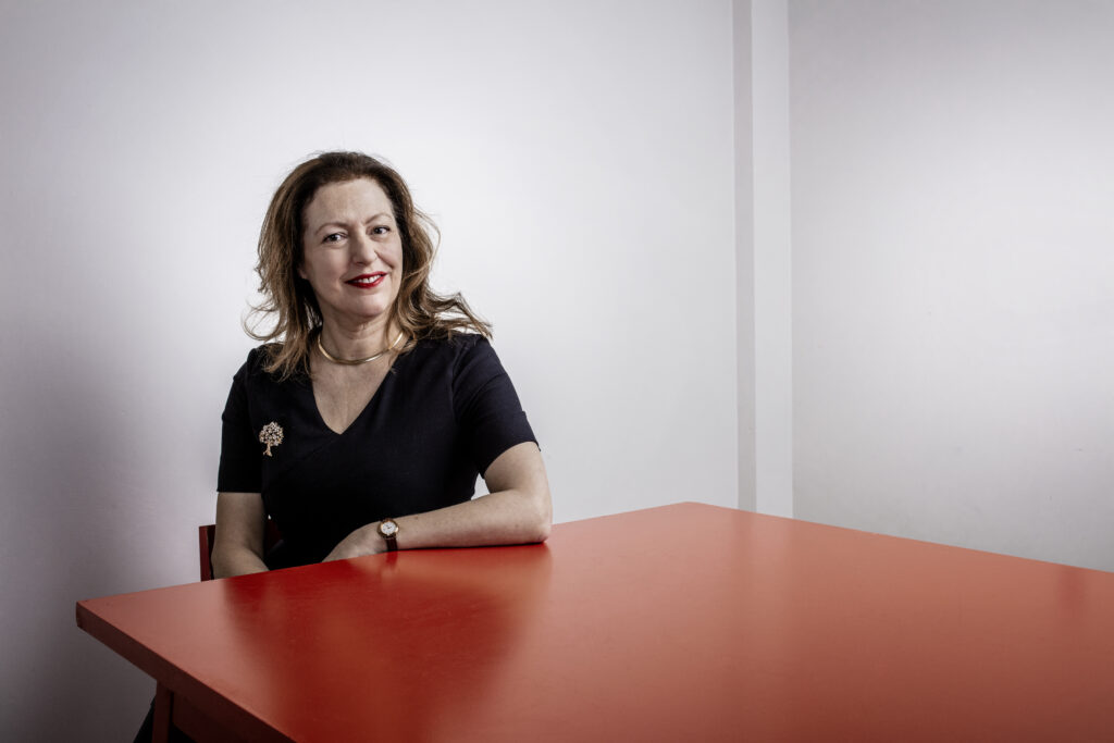 Edith Hall: 'Geluk is een keuze' - Filosofie Magazine